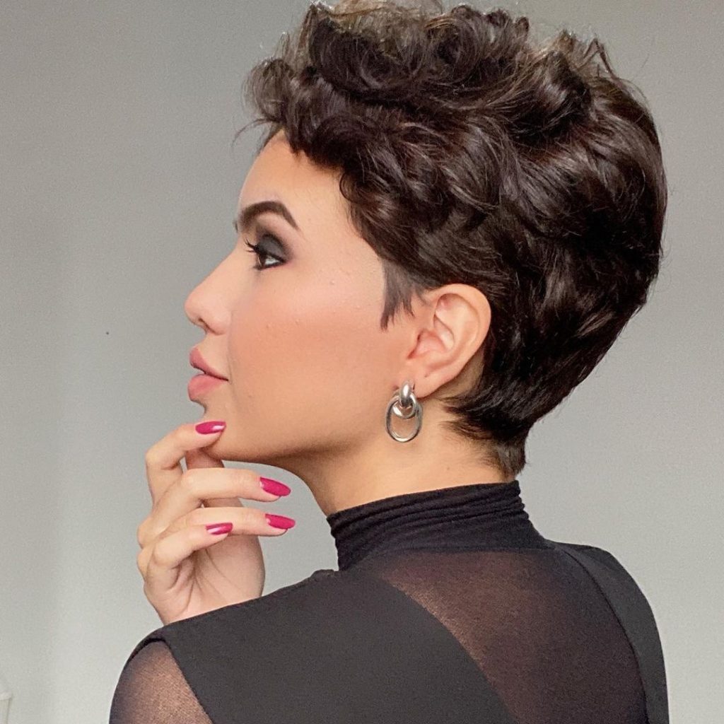 27 tagli di capelli pixie neri e scuri, una gallery per risvegliare il ...