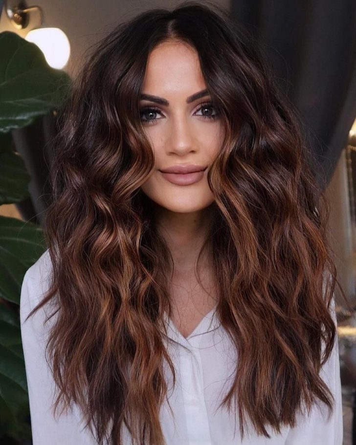 Come alleggerire e ridurre il volume dei nostri capelli senza scalarli ...