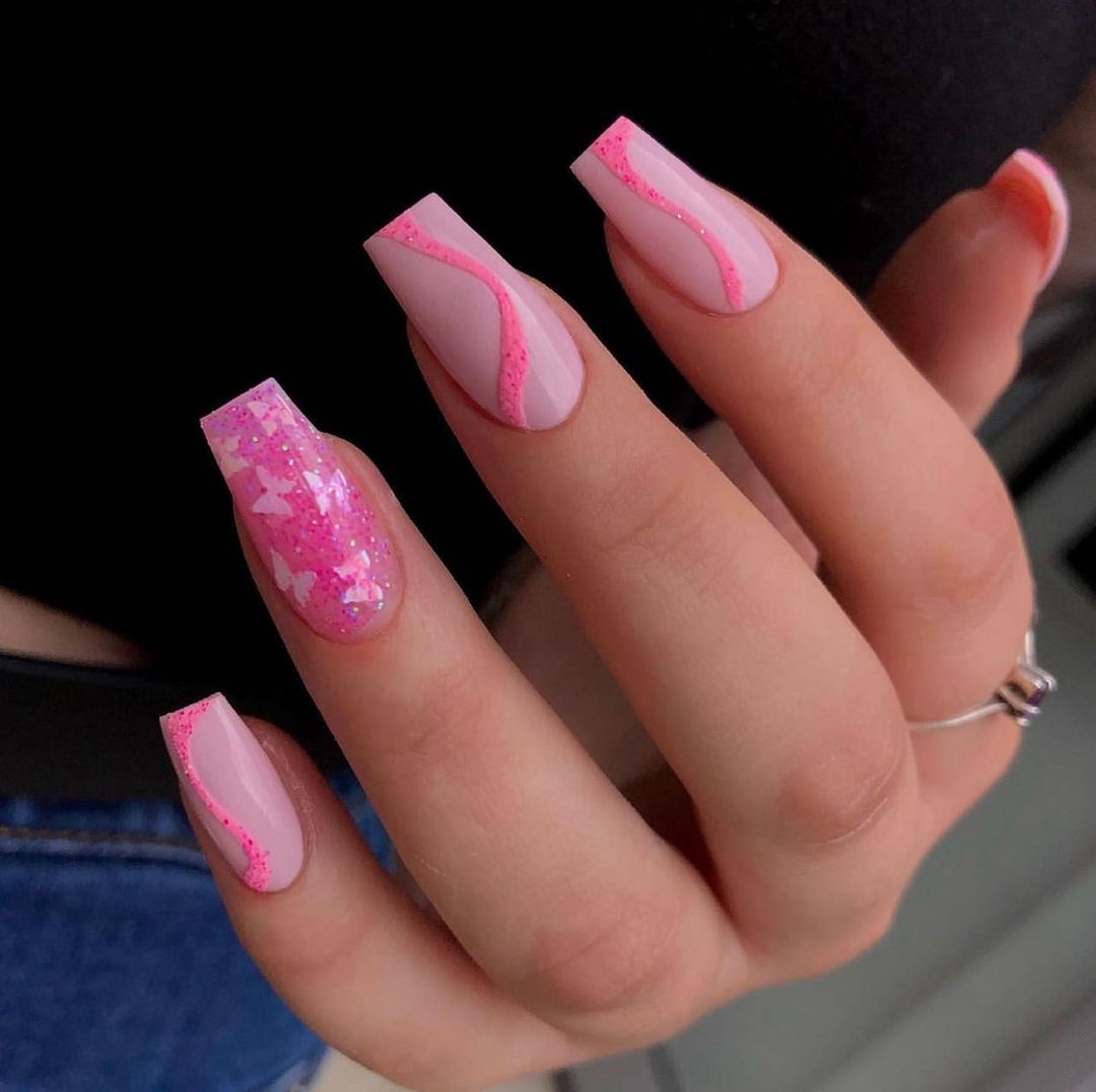 Unghie finte: come si applicano e quanto si possono tenere