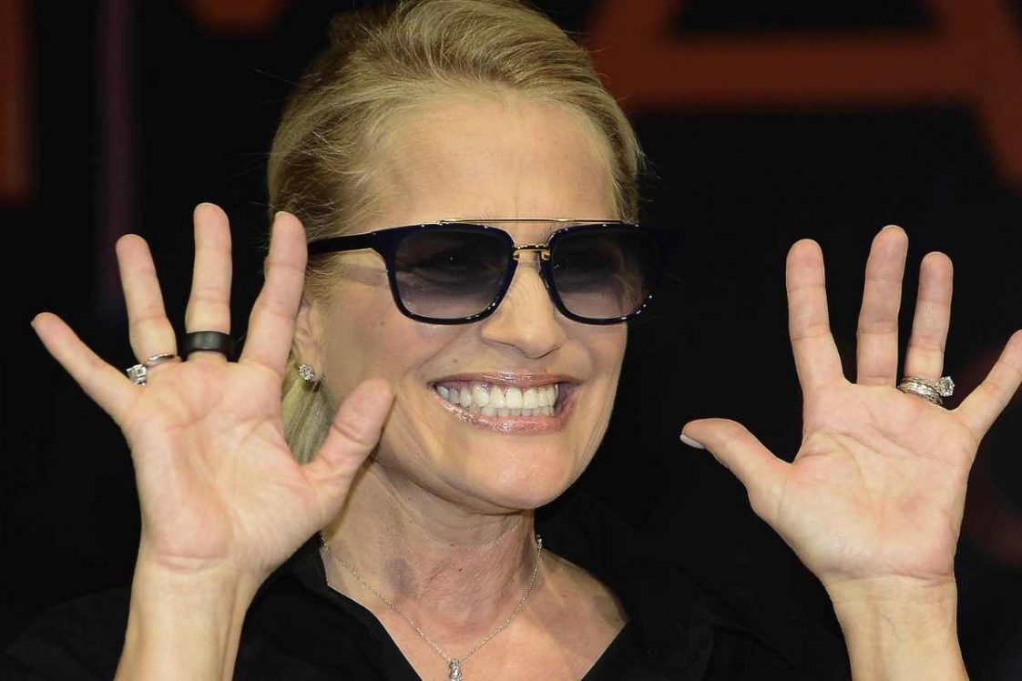 Heather Parisi, ve la ricordate da giovane? Non sembra nemmeno lei, la ...